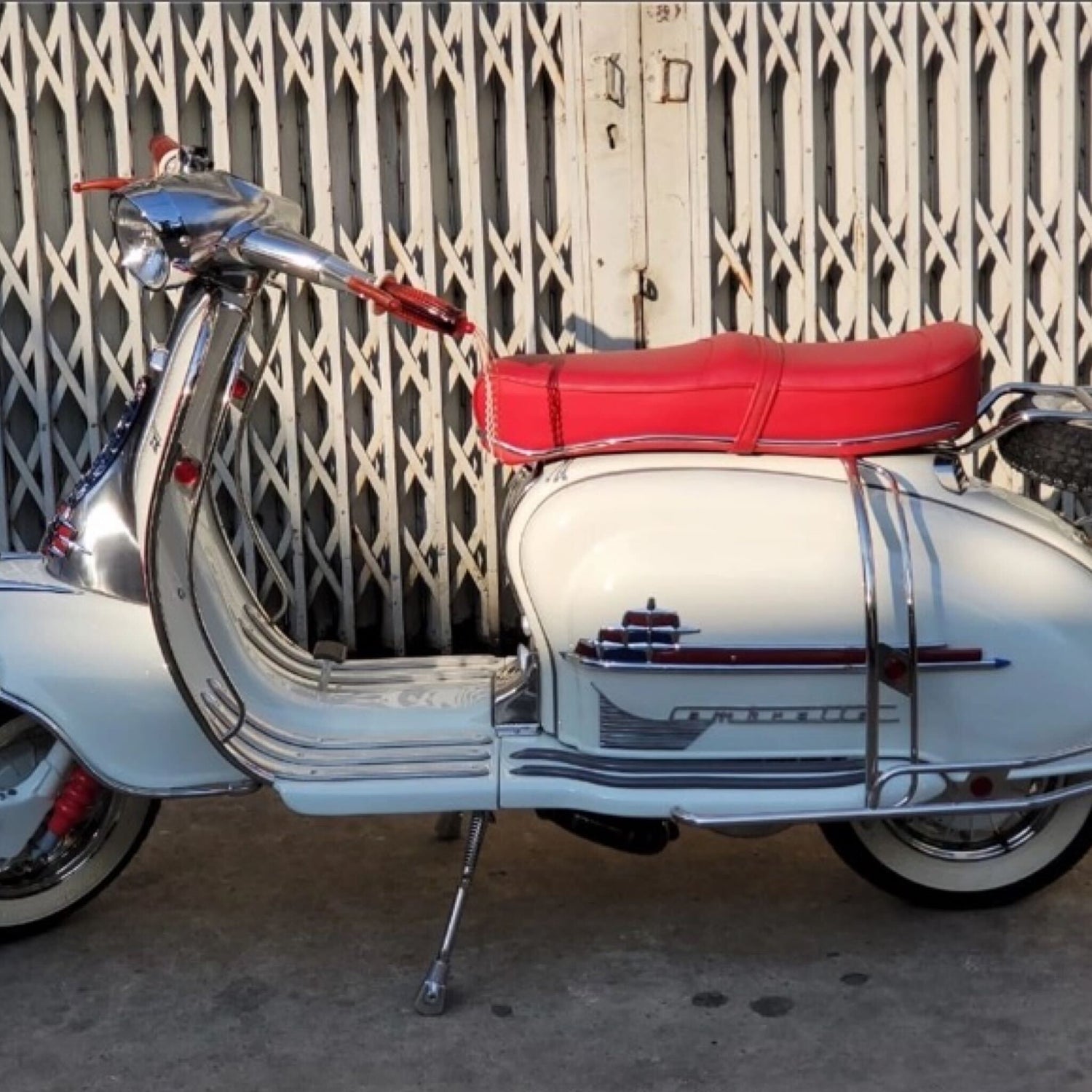 Lambretta Series 1 2 LI TV Ulma Style Side Panel Rear Crash Bars - Chr